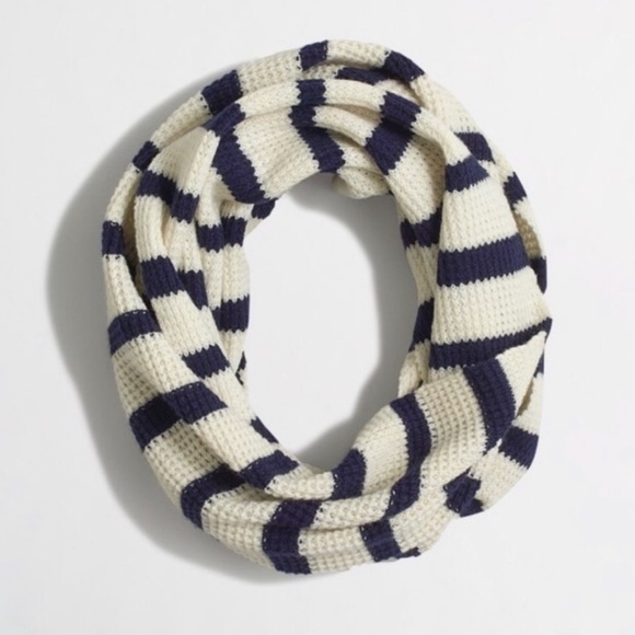 J. Crew | Accessories | J Crew Navy And Cream Infinity Scarf 0 Wool ...